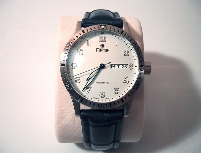 TimeZone : Watch Reviews » Tutima FX Automatic 631-55