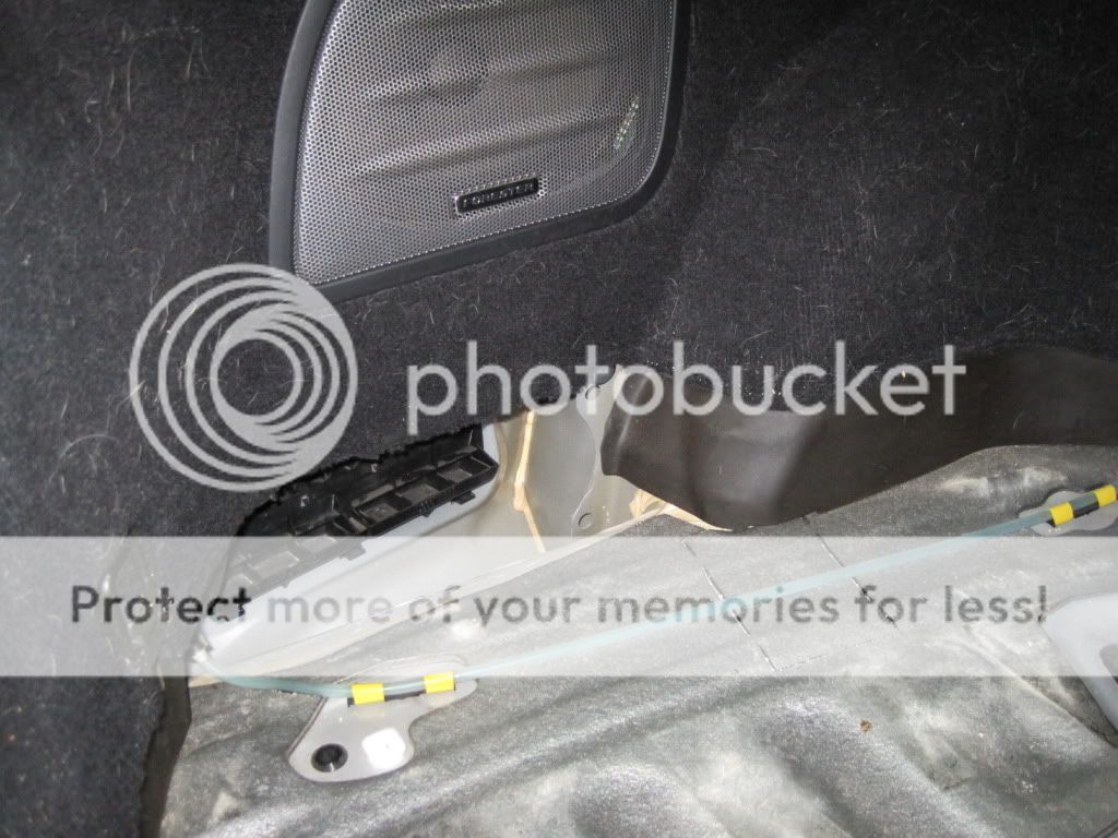 ('03-'05) - Another hatch rattle problem, with pics! | Subaru Forester ...