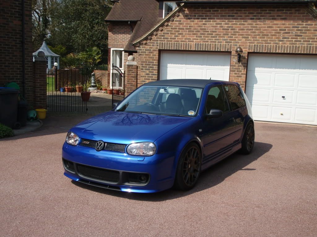 Mk4 Golf - carbon wrapped roof and r32 bumper | Volkswagen Mark IV Forum