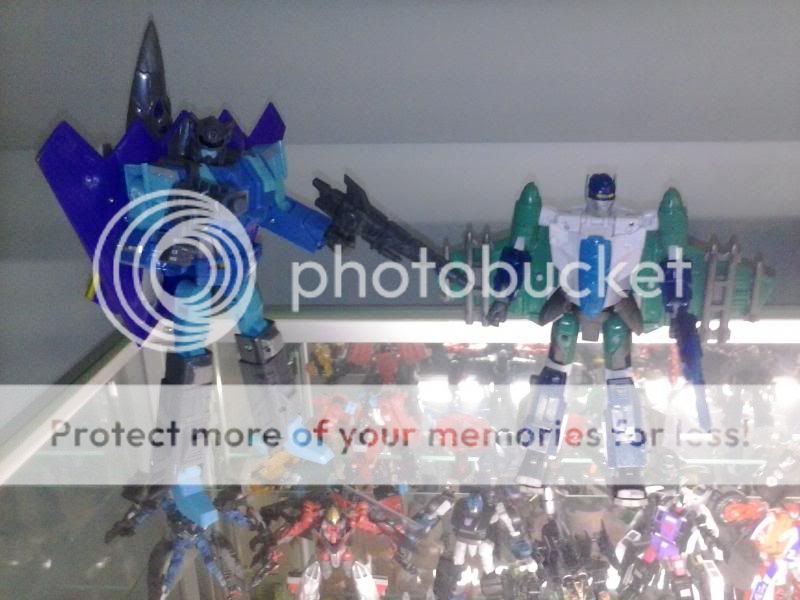 Minor/Repaint: - classics Dreadwing | TFW2005 - The 2005 Boards